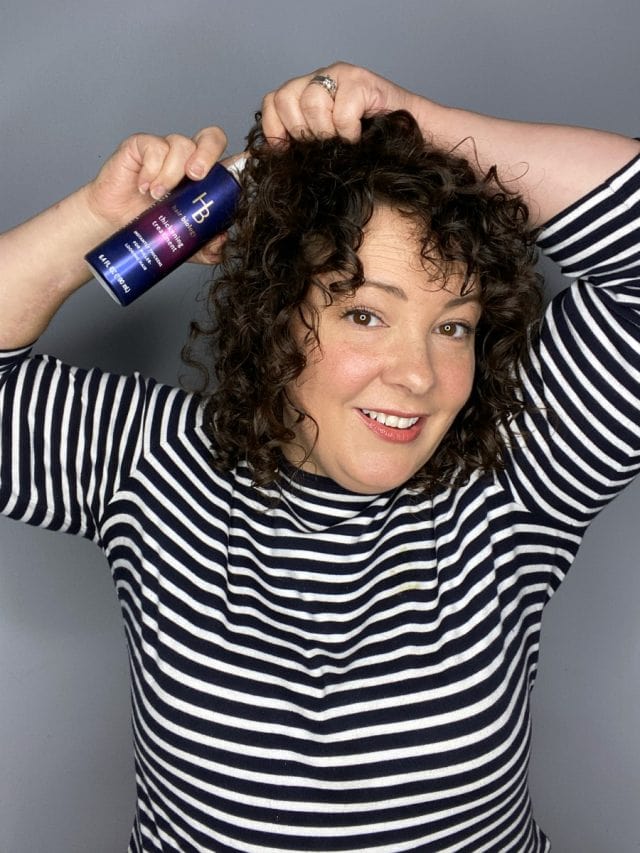 About Wardrobe Oxygen and Alison Gary