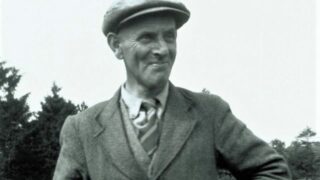 We Need to Talk about The Dig on Netflix and How it Portrays Women ...