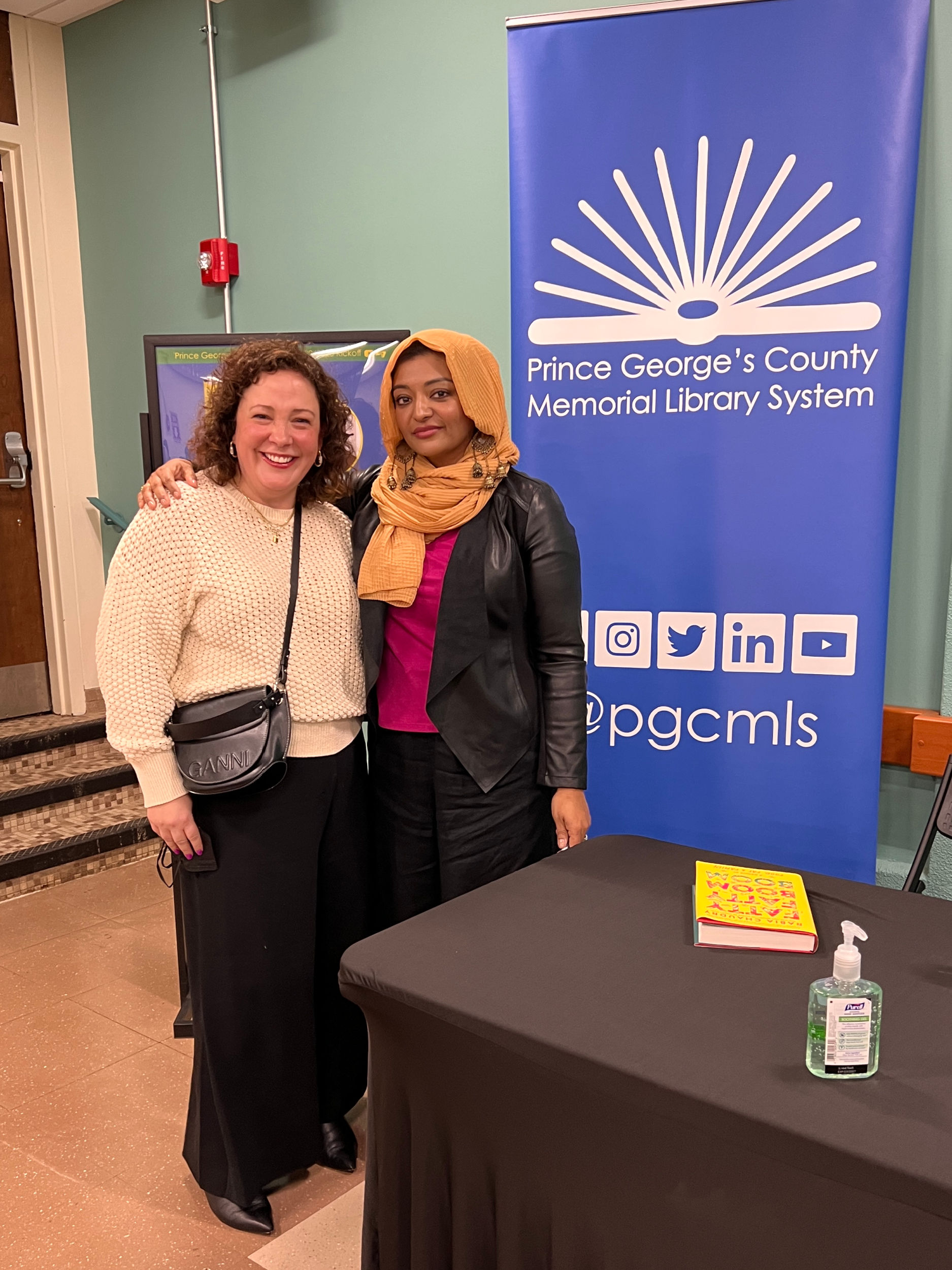 Weekend Reads #228 - Wardrobe Oxygen