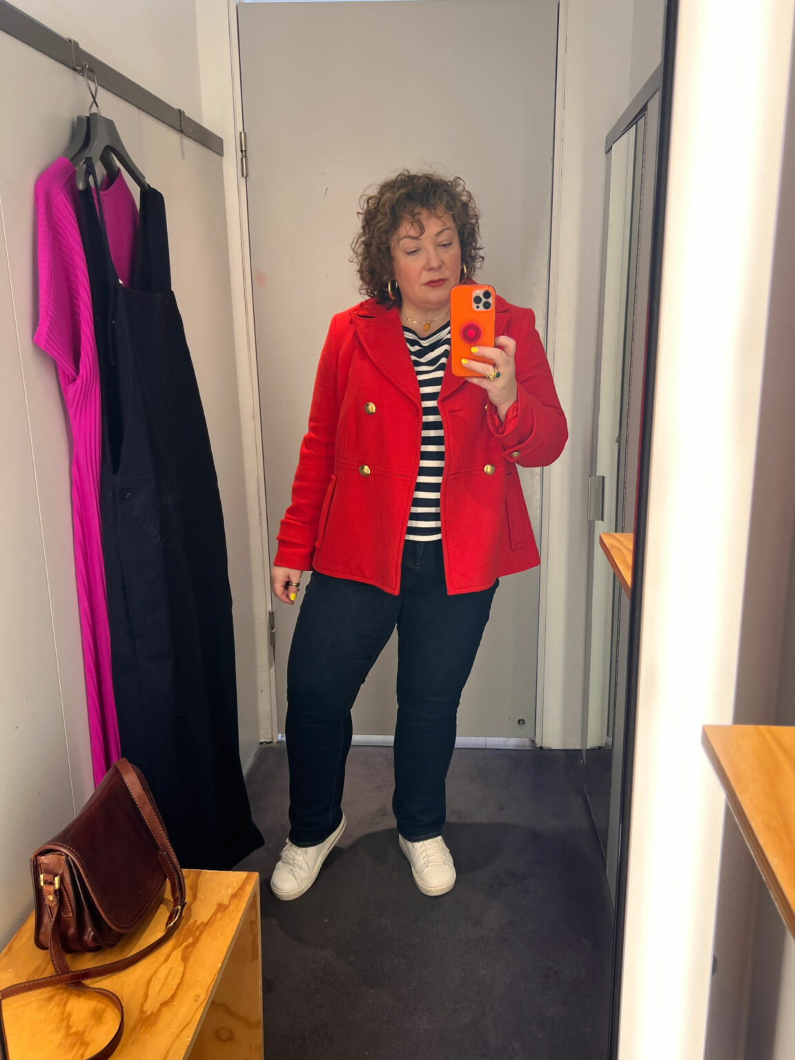 About Wardrobe Oxygen and Alison Gary