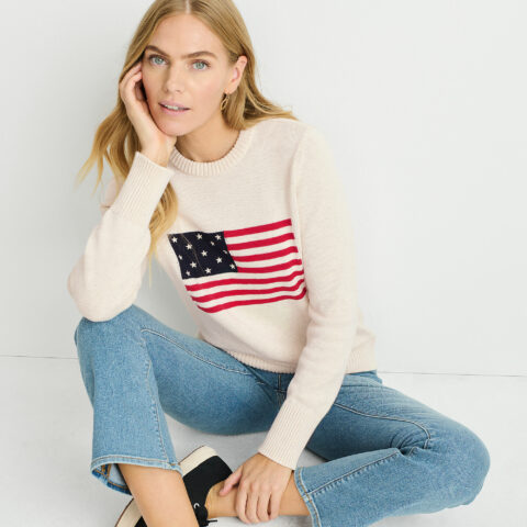 Chic American Flag Sweaters for Women | Wardrobe Oxygen